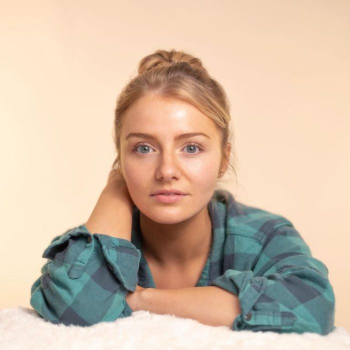 Emmy Russell Releases Personal & Powerful New Song - Skinny - Loretta Lynn